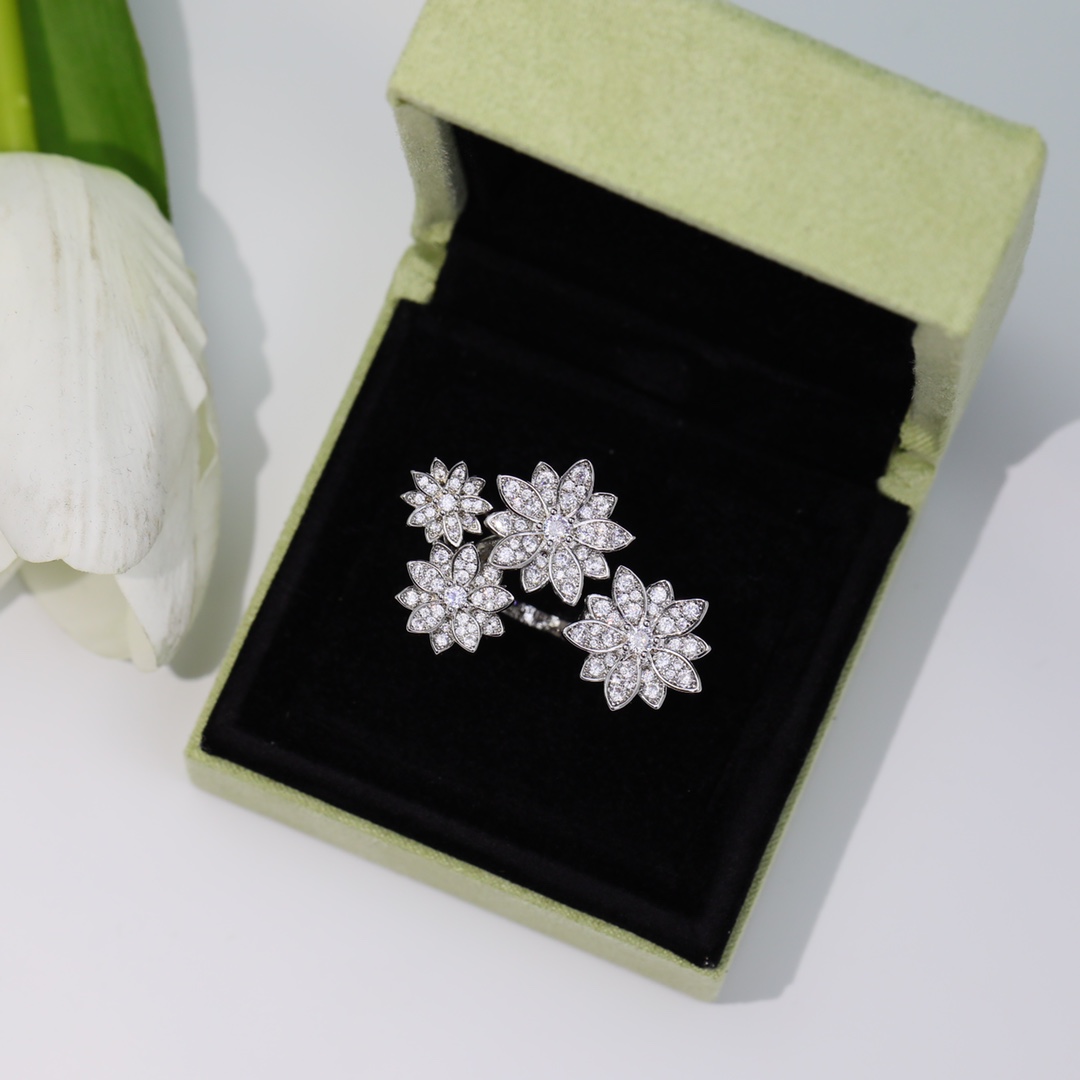 Cheap Van Cleef & Arpels Rings For Women #1001786 Replica Wholesale ...